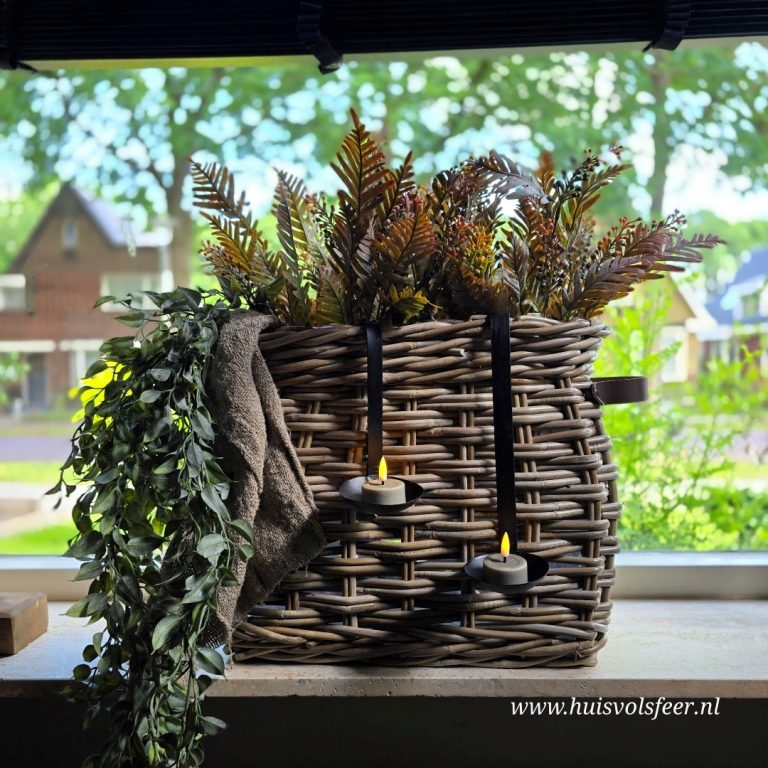 Landelijke Rattan Mand met Leren Handvatten || Small. - Huisvolsfeer